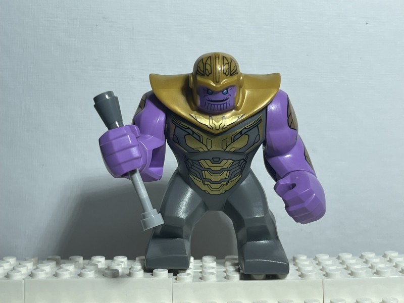 Lego Figura Thanos - RETKO!!