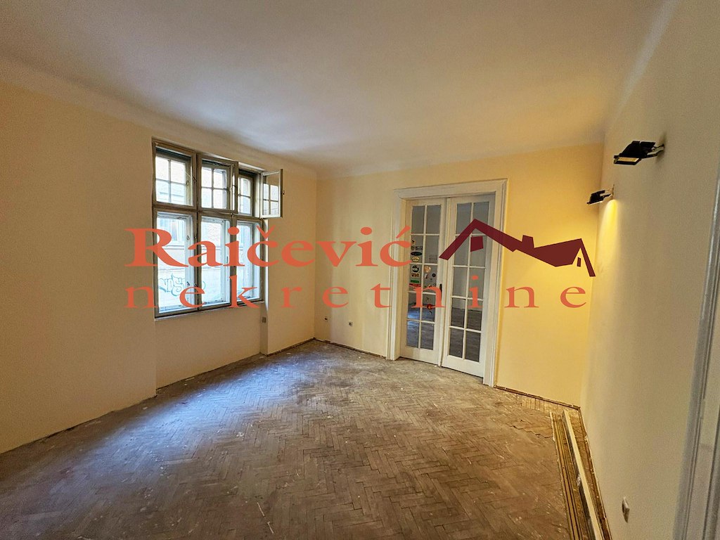 STARI GRAD DORCOL 91m2 , 359000e