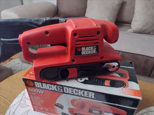 Tračna brusilica Black Decker