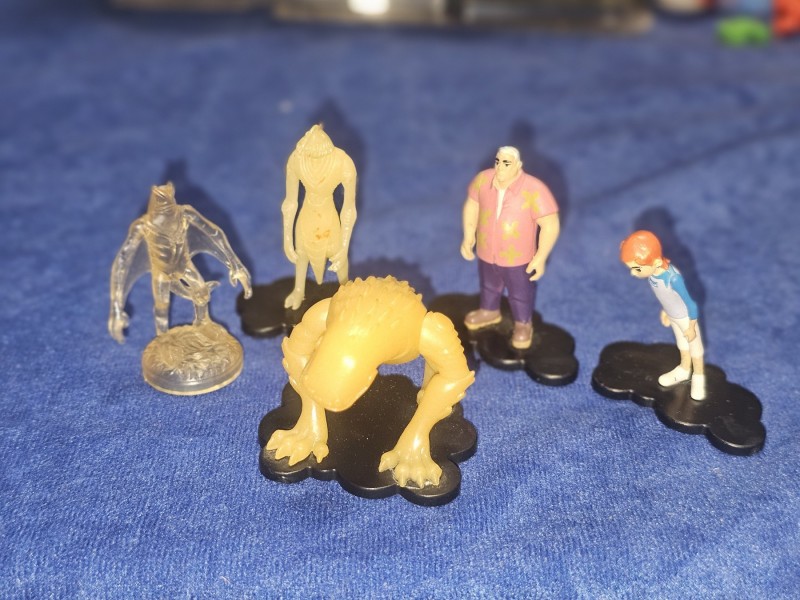 Ben 10 figure lot