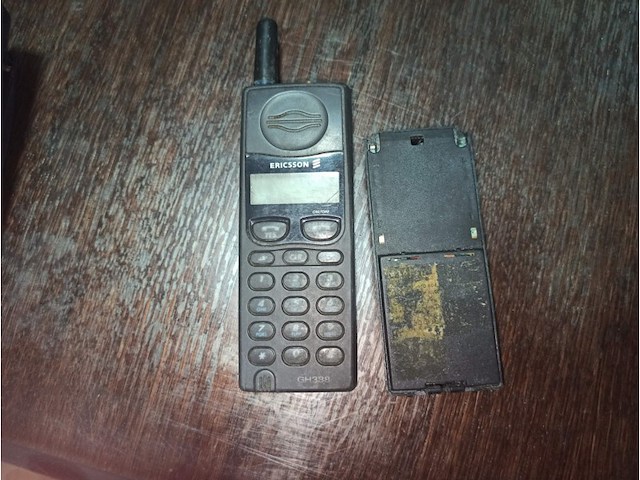 ericsson gh388 telefon kolekcionarski primerak