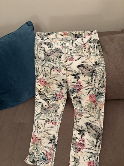 Tiffany prolecne pantalone, M, jednom obucene