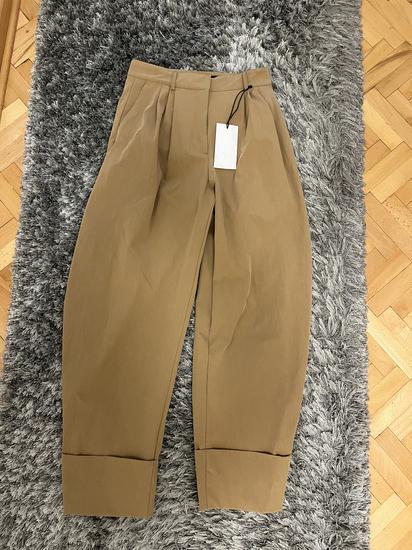 Zara pantalone - nove sa etiketom