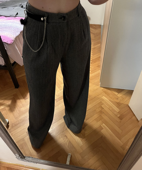 Nove prelepe tvid pantalone