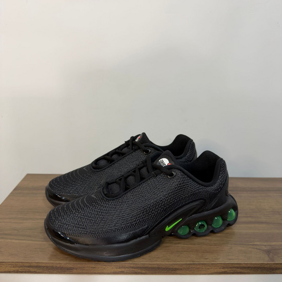 Nove original Nike AIR MAX DN 38 24cm