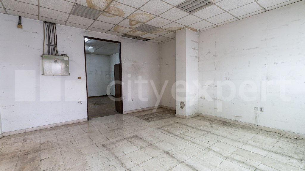 Lokal za izdavanje BEZ PROVIZIJE: Ostalo, 120m², Lazarevački drum, Čukarica - 2000€