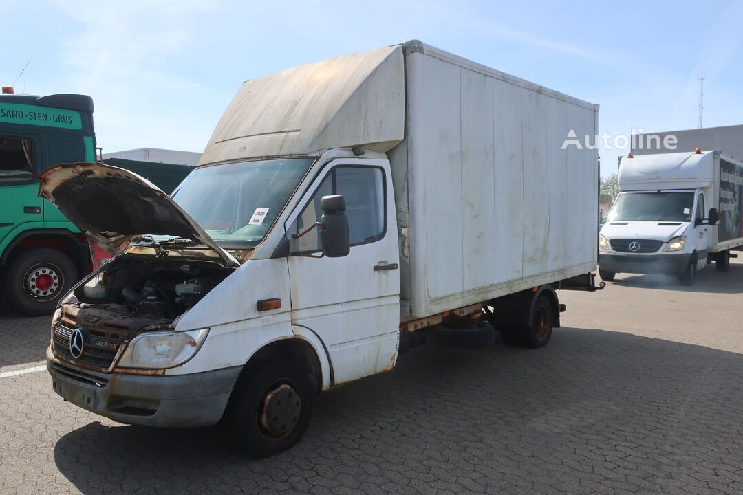 Prodaje se Mercedes-Benz Sprinter 413 CDI A8221 L4 kamion furgon < 3.5t na aukciji