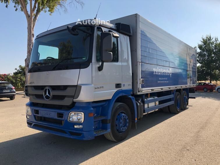 Mercedes-Benz ACTROS 25 44 kamion furgon < 3.5t