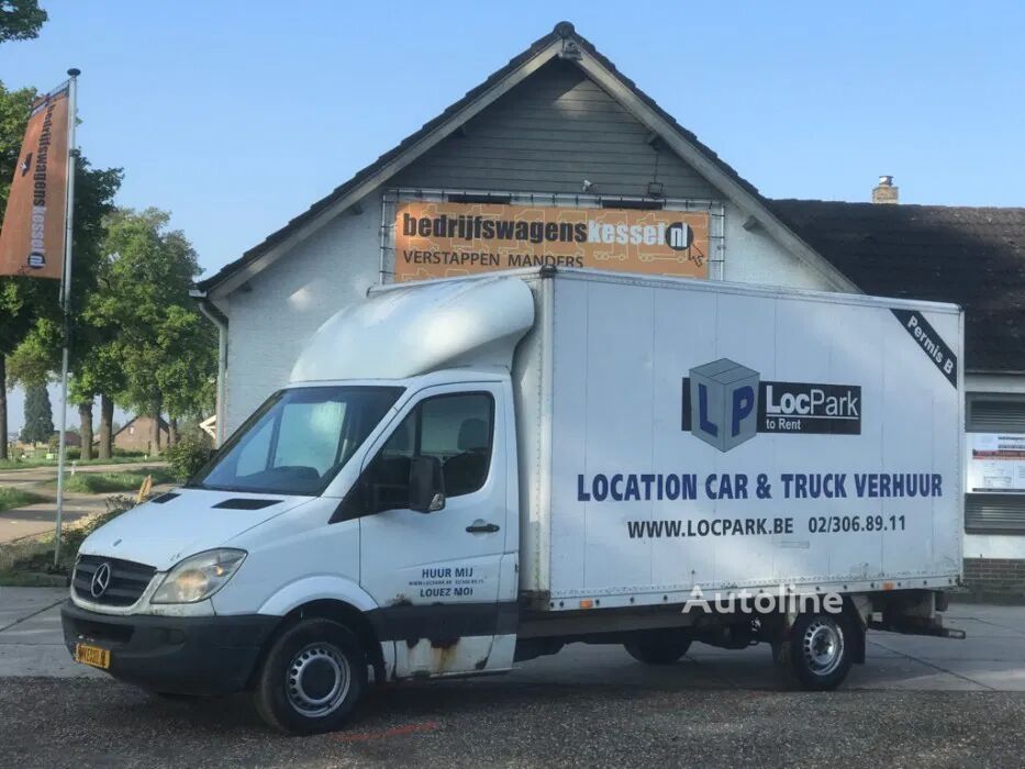 Mercedes-Benz Sprinter 311 CDI euro 4 bakwagen Koffer closed box kamion furgon < 3.5t
