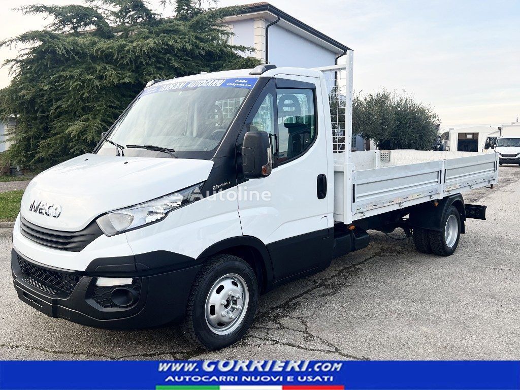 IVECO Daily 35-140 kamion s ravnom platformom < 3.5t
