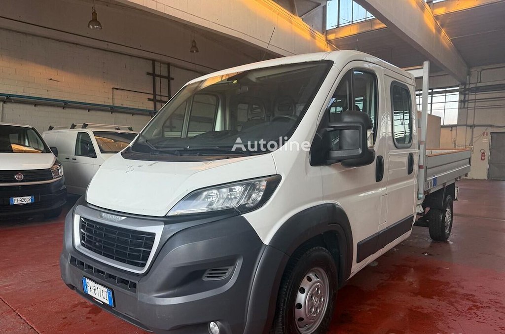 Peugeot Boxer cassone fisso kamion s ravnom platformom < 3.5t