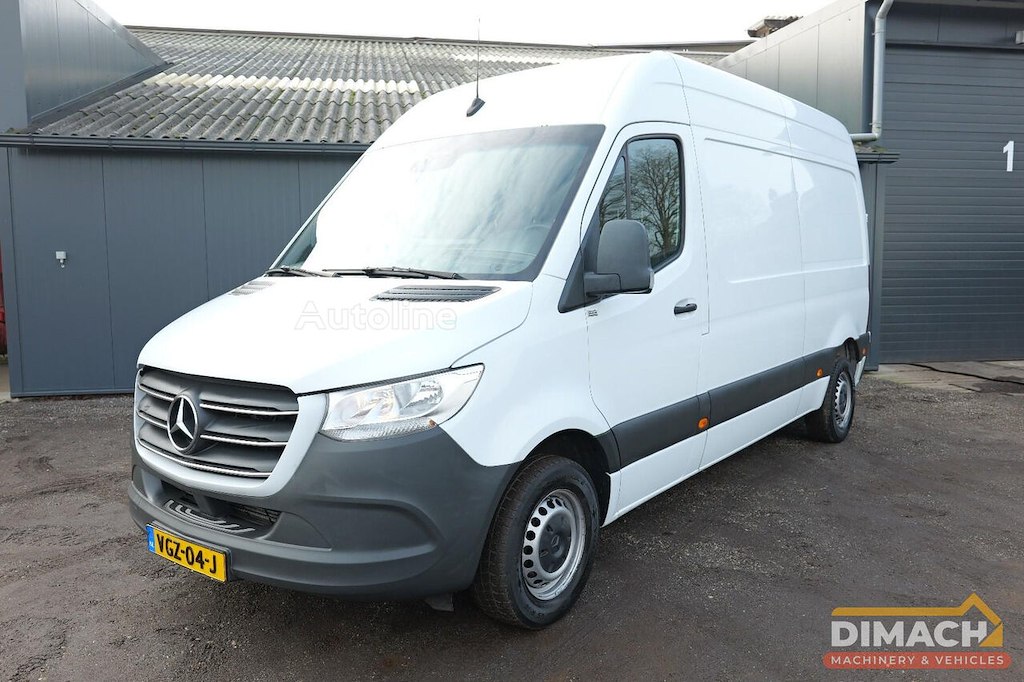 Mercedes-Benz Sprinter 311 311 Sprinter - MBUX - L2H2 - 5 doors - 111cdi - tow minibus furgon