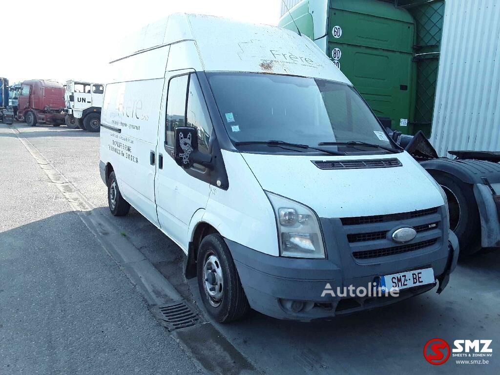 Ford Transit does not start / for parts / pour pièces minibus furgon