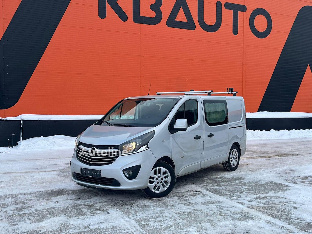 Opel Vivaro kombi minibus