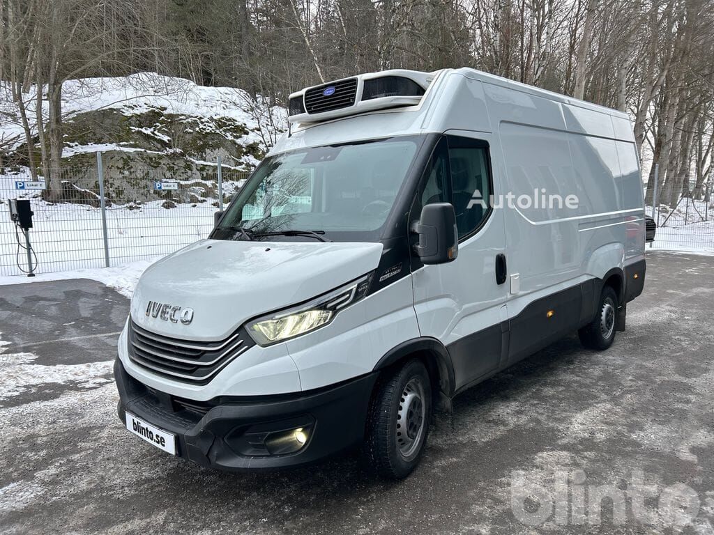 Prodaje se IVECO DAILY 35-140 minibus hladnjača na aukciji