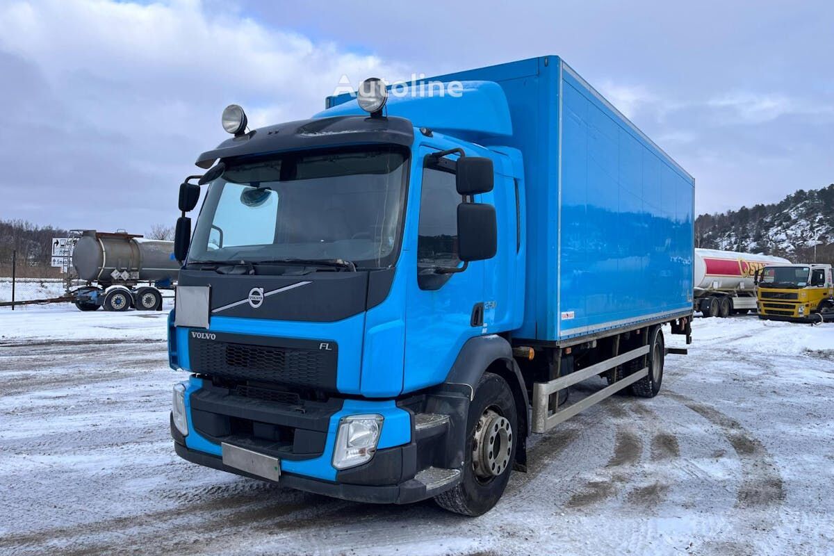 Prodaje se Volvo FL250 kamion furgon na aukciji