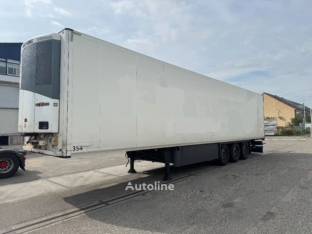 Schmitz Cargobull SKO 24 + THERMO KING SLX 300 D/E TÜV TILL 02-2026 poluprikolica hladnjača