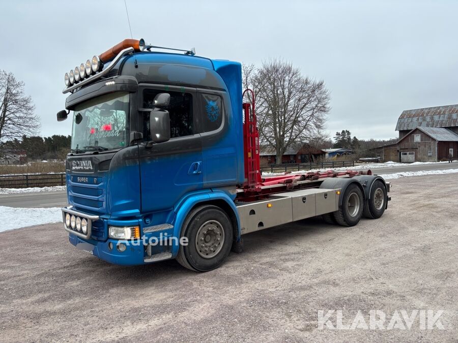 Prodaje se Scania G450LB6X2*4HNB rol kiper sa kukom na aukciji