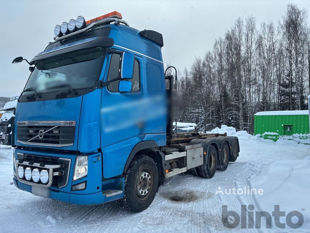 Prodaje se Volvo FH16 8*4 rol kiper sa kukom na aukciji