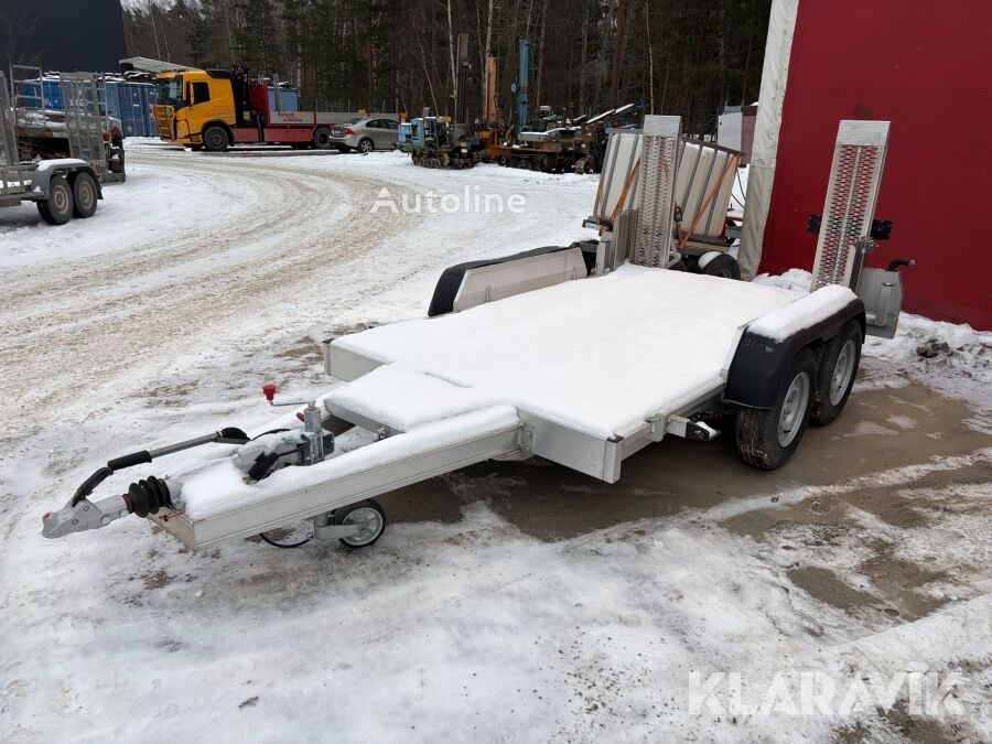 Prodaje se Definitive Fly prikolicu za građevinske strojeve na aukciji