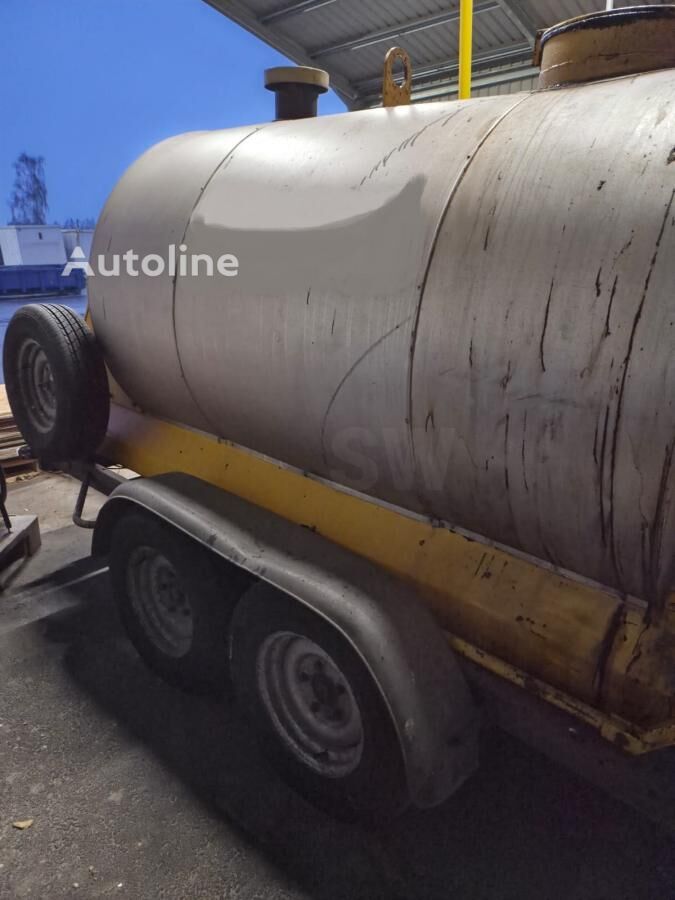 CMTP BOUILLE TRACTEE 2000 LITRES prikolica autocisterna