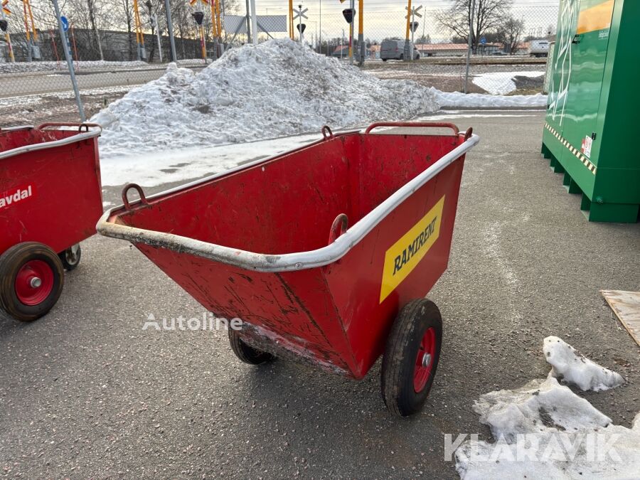 Prodaje se Starke Arvid 14000 prikolicu za prevoz stakla na aukciji