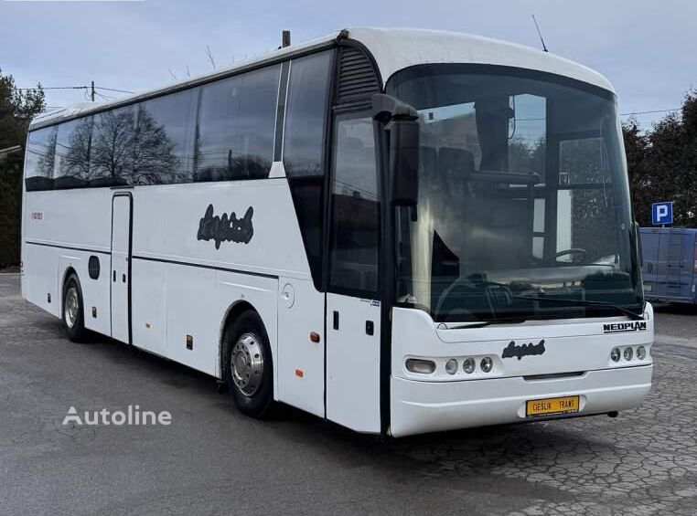 Neoplan N316 turistički autobus