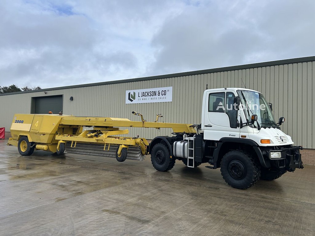 Mercedes-Benz Unimog U400 aerodromski čistač snega