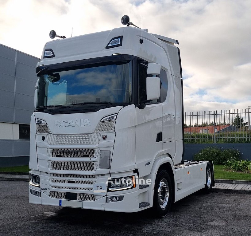 Scania S560 SUPER tegljač