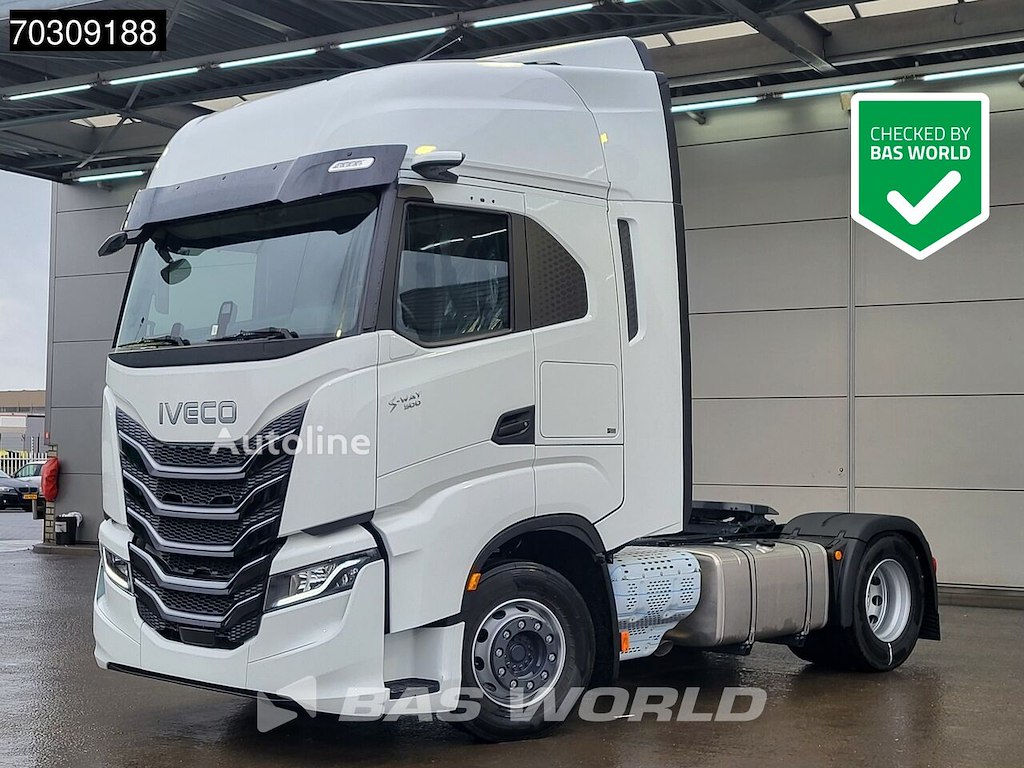 Novi IVECO S-Way 500 4X2 NEW! HPEB 2xTanks Standklima LED Navi tegljač