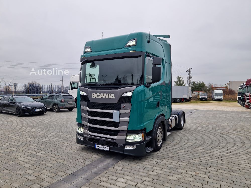 Scania S450 tegljač