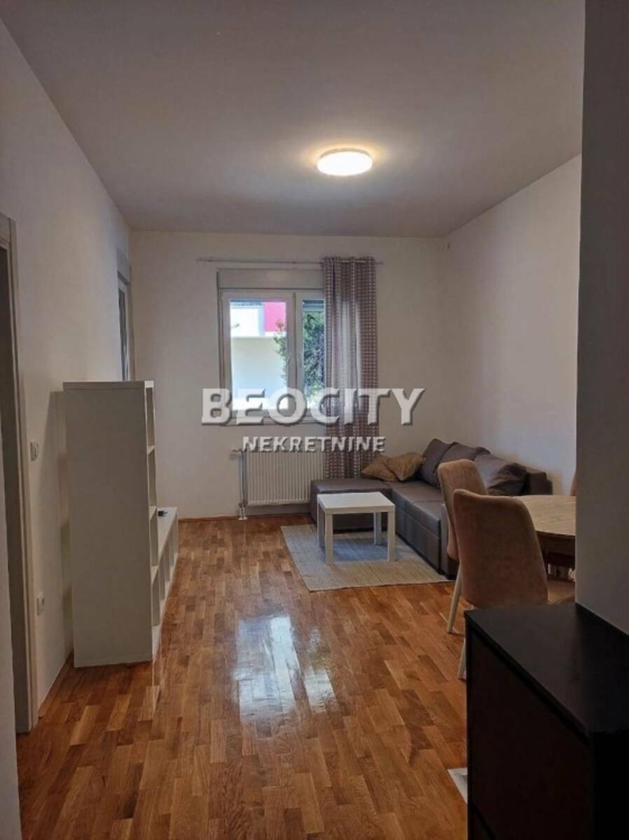 Novi Sad, Podbara, Radoja Domanovića, 1.5, 35m2, 450EUR