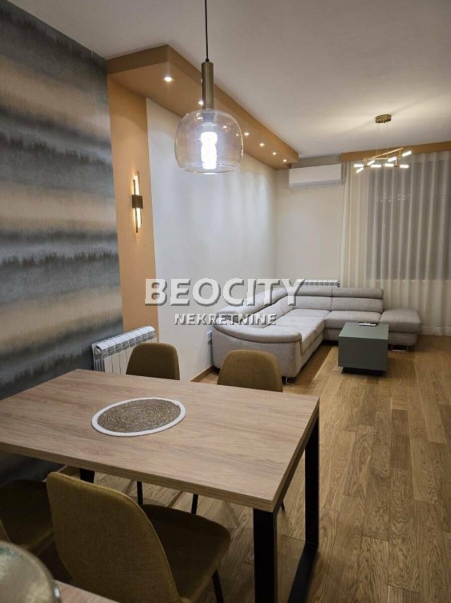 Palilula, Hala Pionir, Primorska, 2.0, 52m2, 900EUR