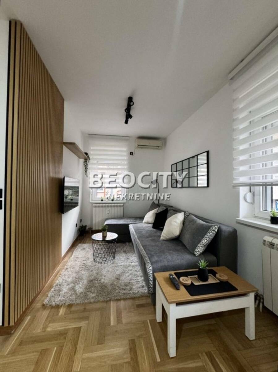 Voždovac, Lekino brdo, , 2.0, 45m2, 750EUR
