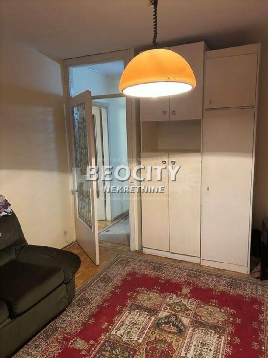 Vračar, Kalenić pijaca, Golsvordijeva, 4.0, 110m2, 1000EUR