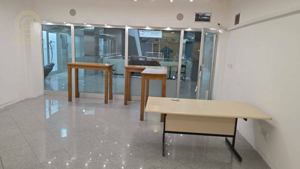 Izdavanje Lokala u Samom CENTRU Grada| 40 m² | Centralno Grejanje | Klima