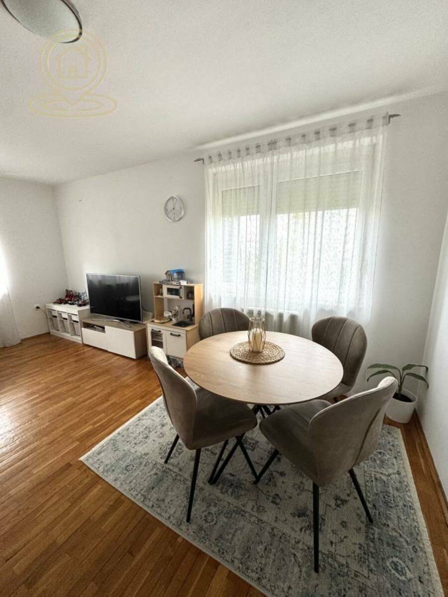 Funkcionalan dupleks površine 120 m²