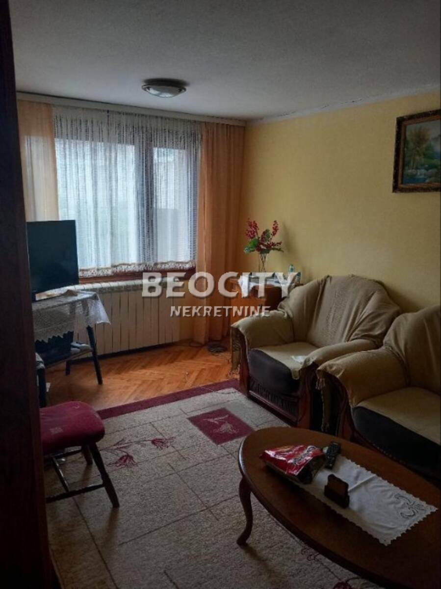 Zemun, Ugrinovci, Grobljanska, 7.0, 160m2, 250000EUR