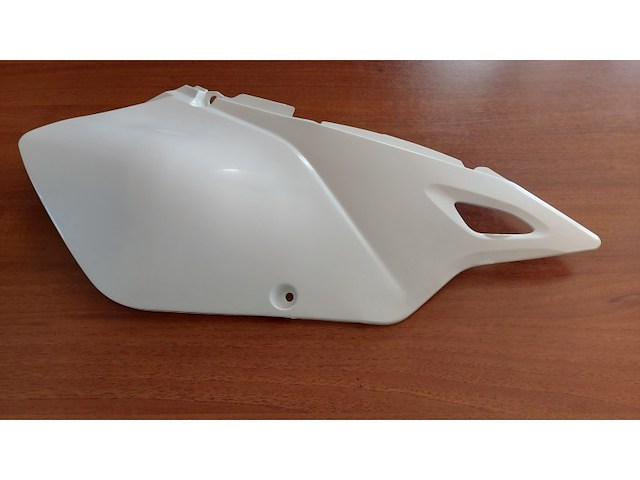 Suzuki DR-Z400 Cover, frame, rh, white, 47111-29F20-30H