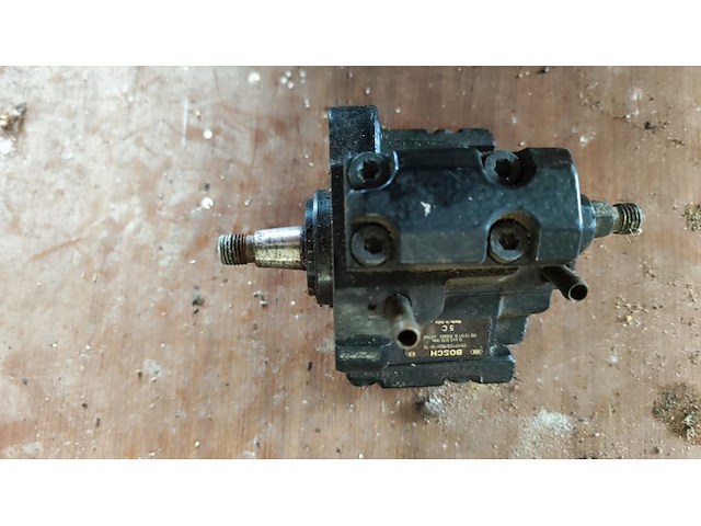 Alfa Romeo 156, 166 bosch pumpa visokog pritiska r65