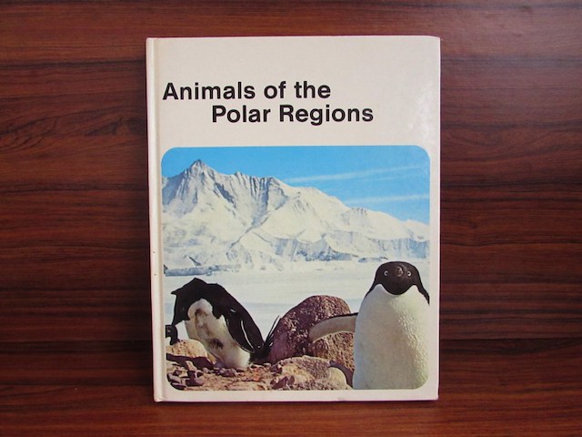 Animals of the Polar Regions -  Federica Colombo