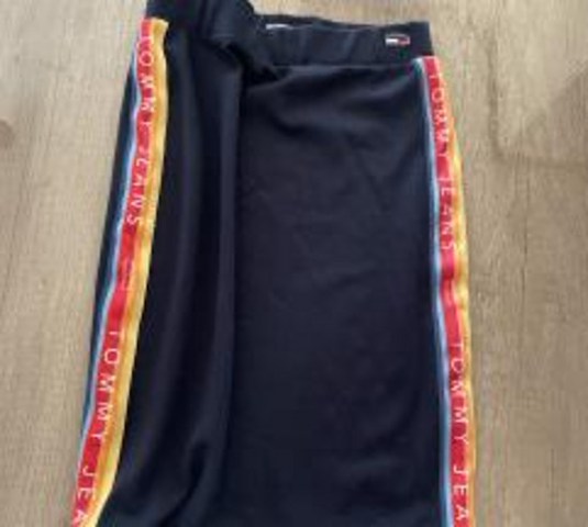 Tommu Hilfiger suknjica xs/s kao nova