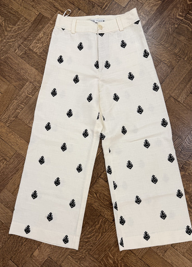 Zara letnje lanene pantalone NOVO