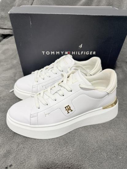 Tommy hilfiger kozne
