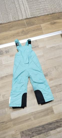 Nove ski pantalone