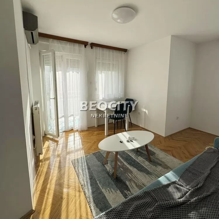 Dvosoban stan, 44 m2, Cara Dušana Novi Sad, Aranji Janoša ID: 129056