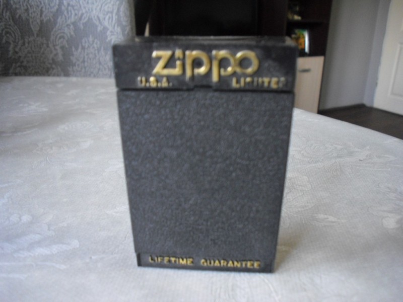 ZIPPO E XII USA FOLKS WAGEN