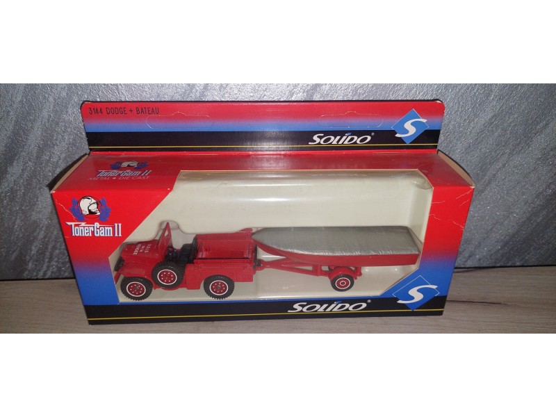 Solido 3144 Dodge and Boat 1:43