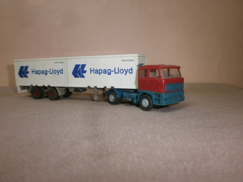 Wiking - DAF -šleper sa kontenerima 1:87 (E-97)