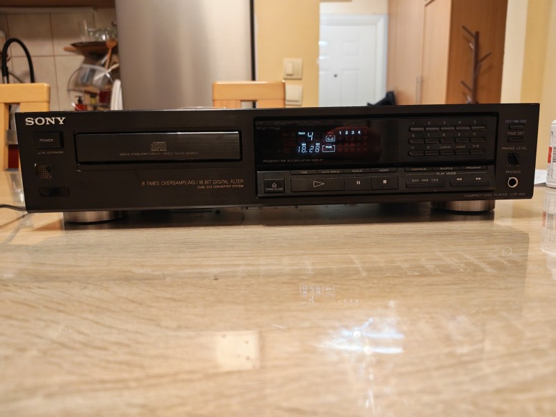 Sony CDP 490 CD player